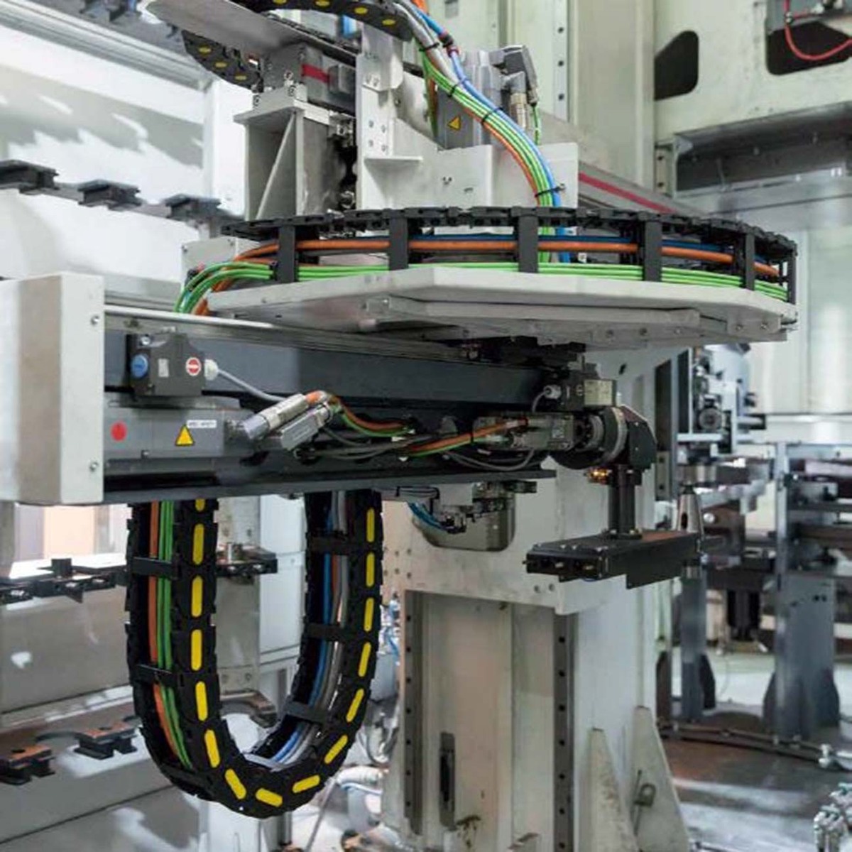 Kabelkedjor - Heavy Series - Rutab AB - Kabel, förskruvningar ...